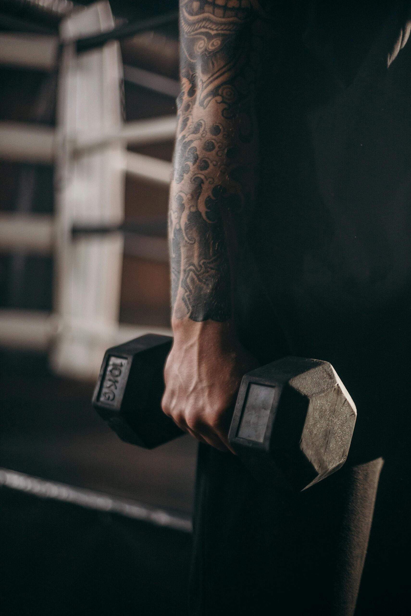 Sculpt Stronger Arms: Mastering Bicep and Tricep Techniques - Weights ...